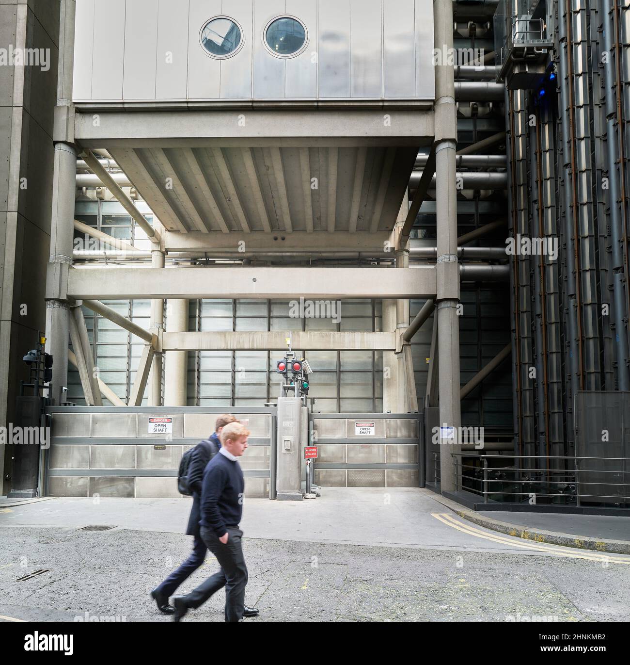 Lloyds insurance building london hi-res stock photography and images ...