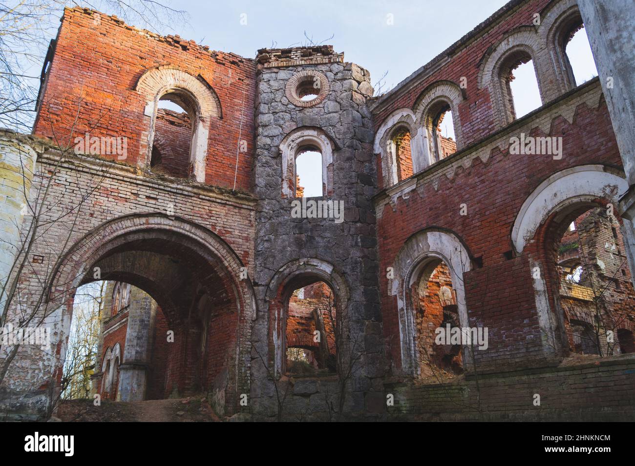 Old ruins. destroyed brick walls of ancient building Stock Photo - Alamy