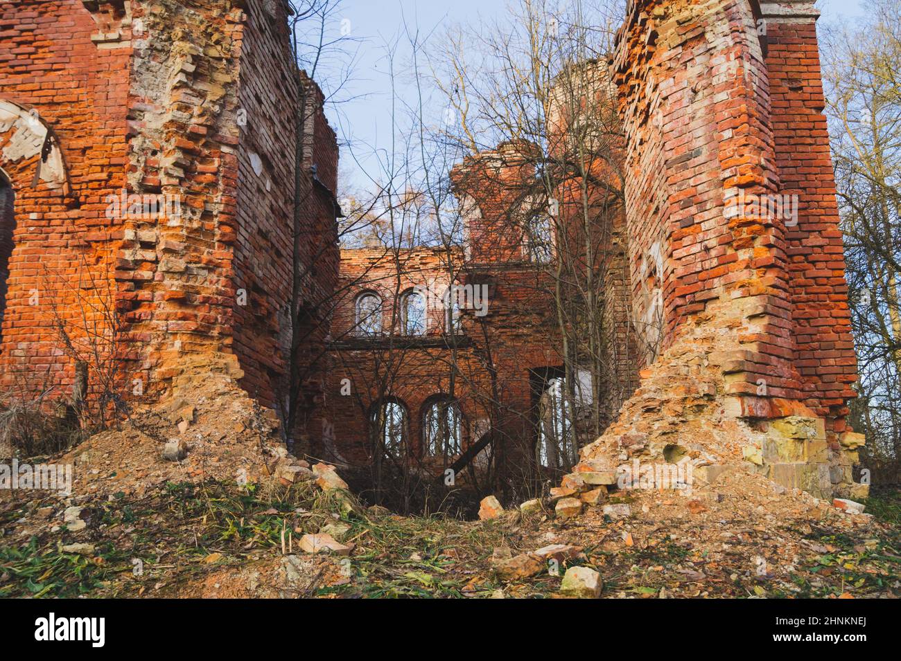 Old ruins. destroyed red brick walls of ancient building Stock Photo - Alamy