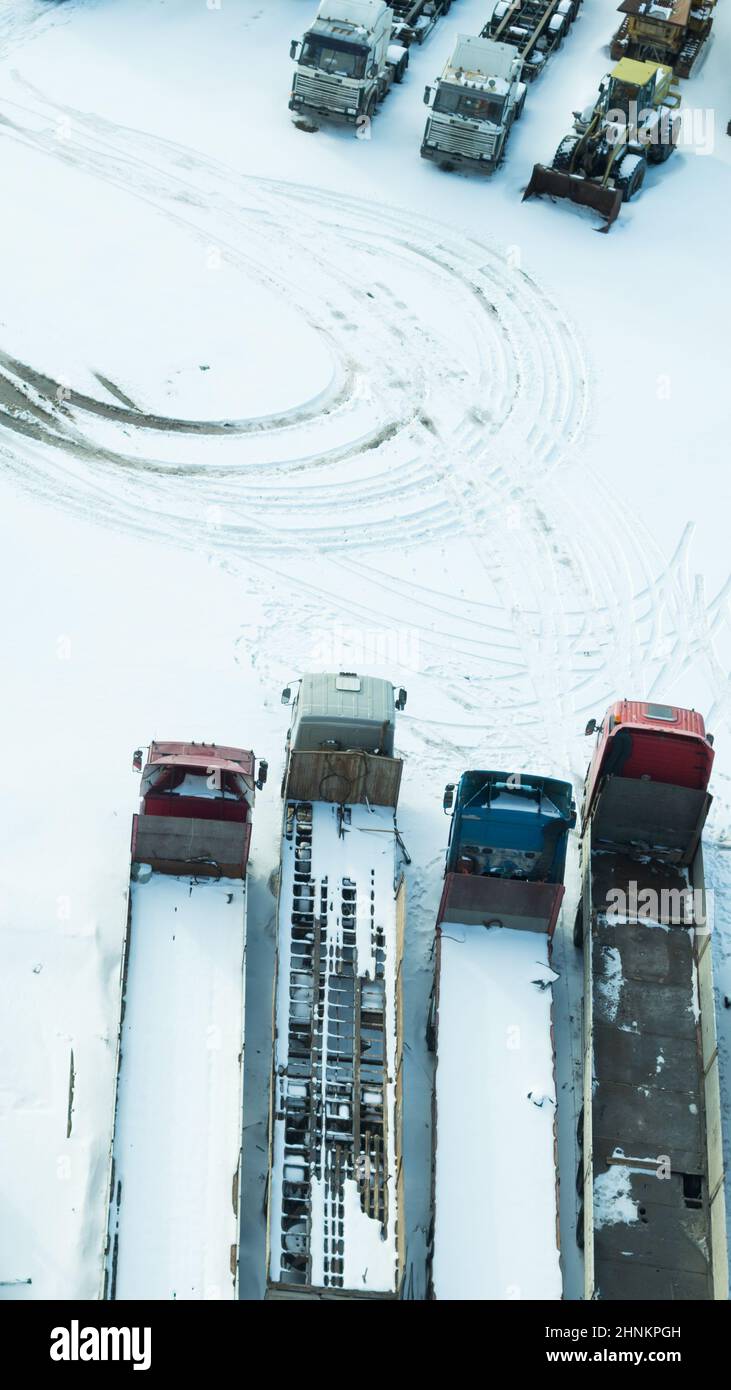 Long lorry hi-res stock photography and images - Alamy