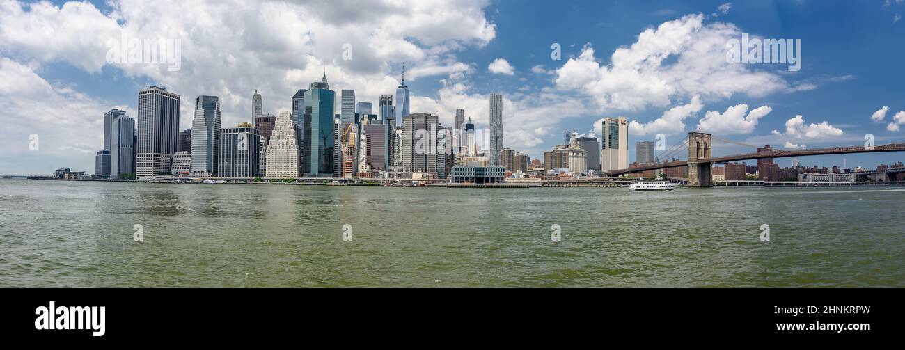 The skyline of Lower Manhattan seen from Brooklyn Stock Photo - Alamy