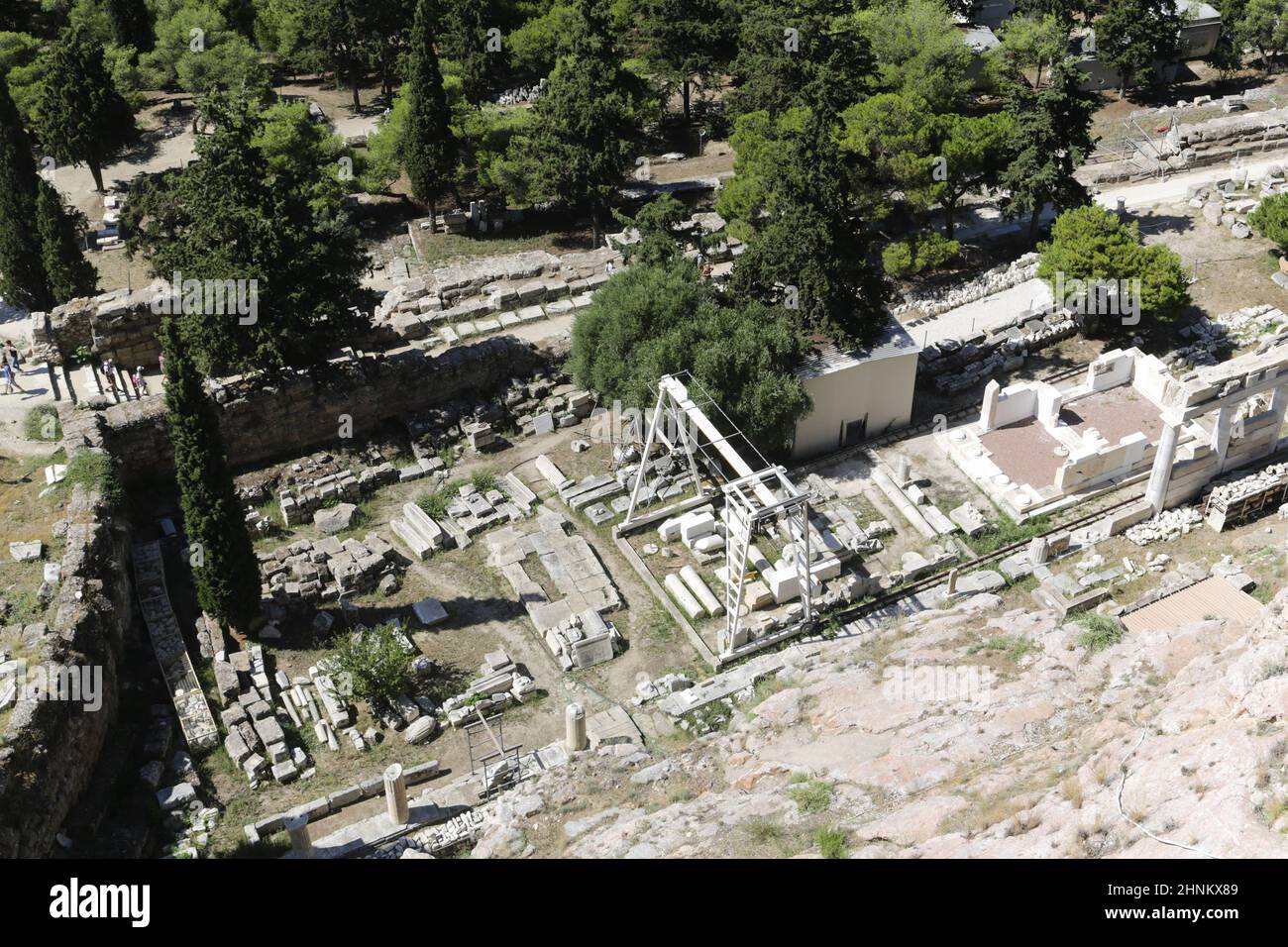 Night view of acropolis with parthenon temple hi-res stock photography ...