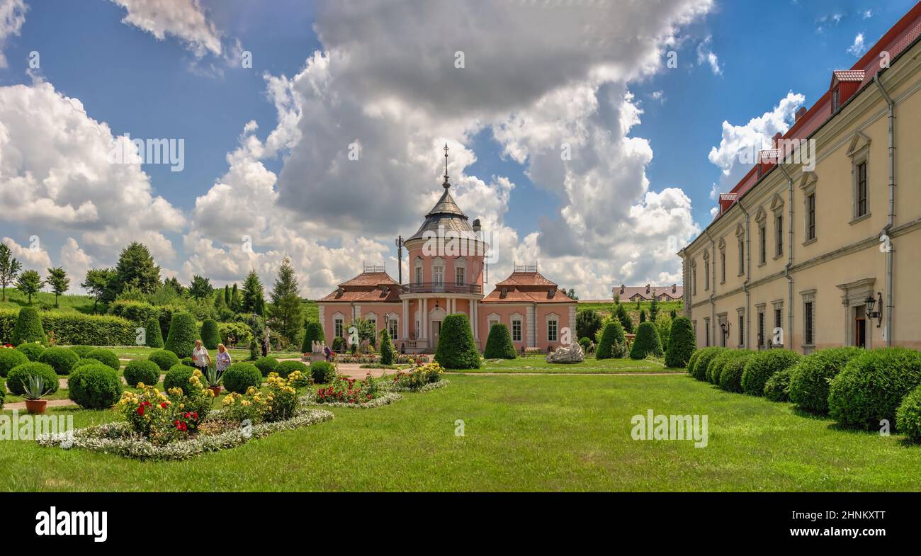 Zolochiv chinese palace hi-res stock photography and images - Alamy