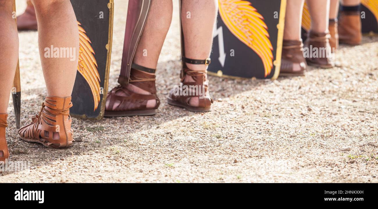 Roman army legionary standard roman hi-res stock photography and images ...