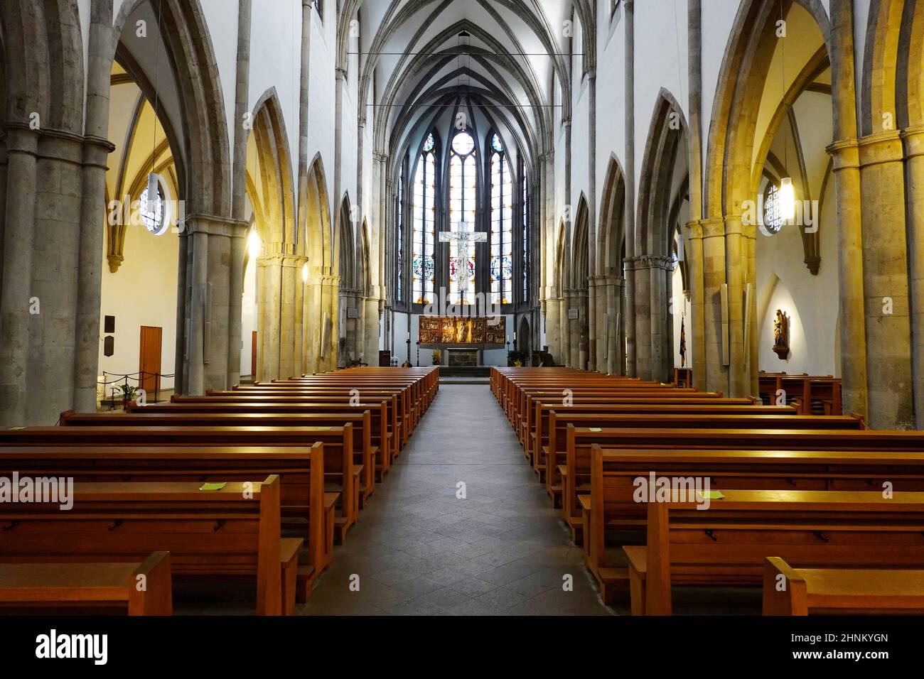 romanische Basilika Minoritenkirche Köln Stock Photo - Alamy
