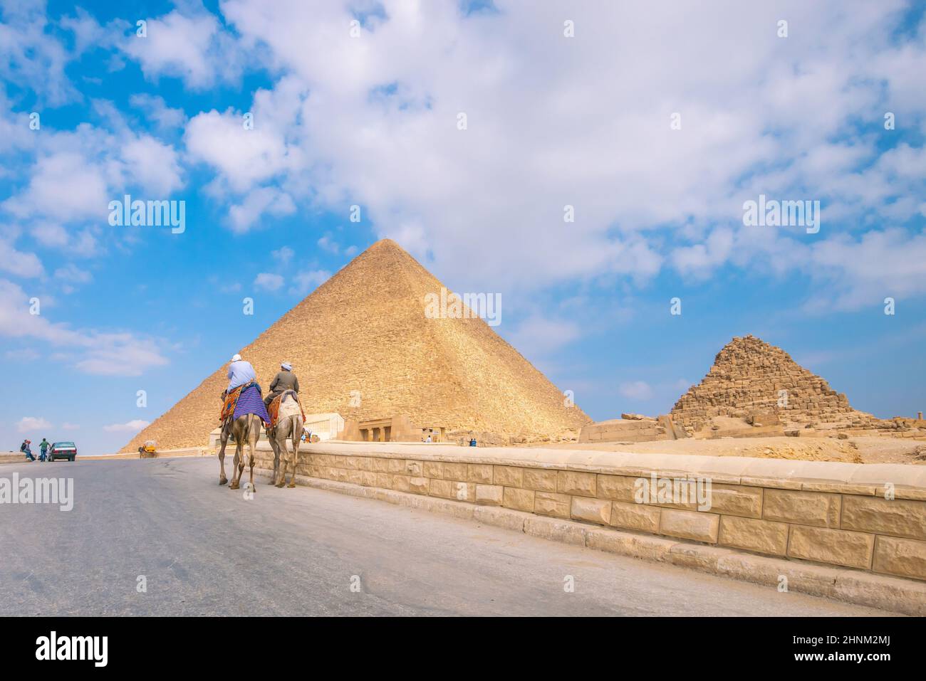 Landscape view of the Pyramids of Giza, Cairo Egypt Stock Photo - Alamy