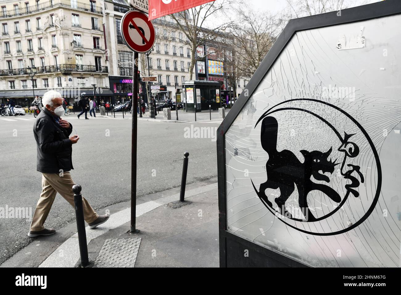 Place Pigalle - #Saccage Paris - Paris - France Stock Photo - Alamy