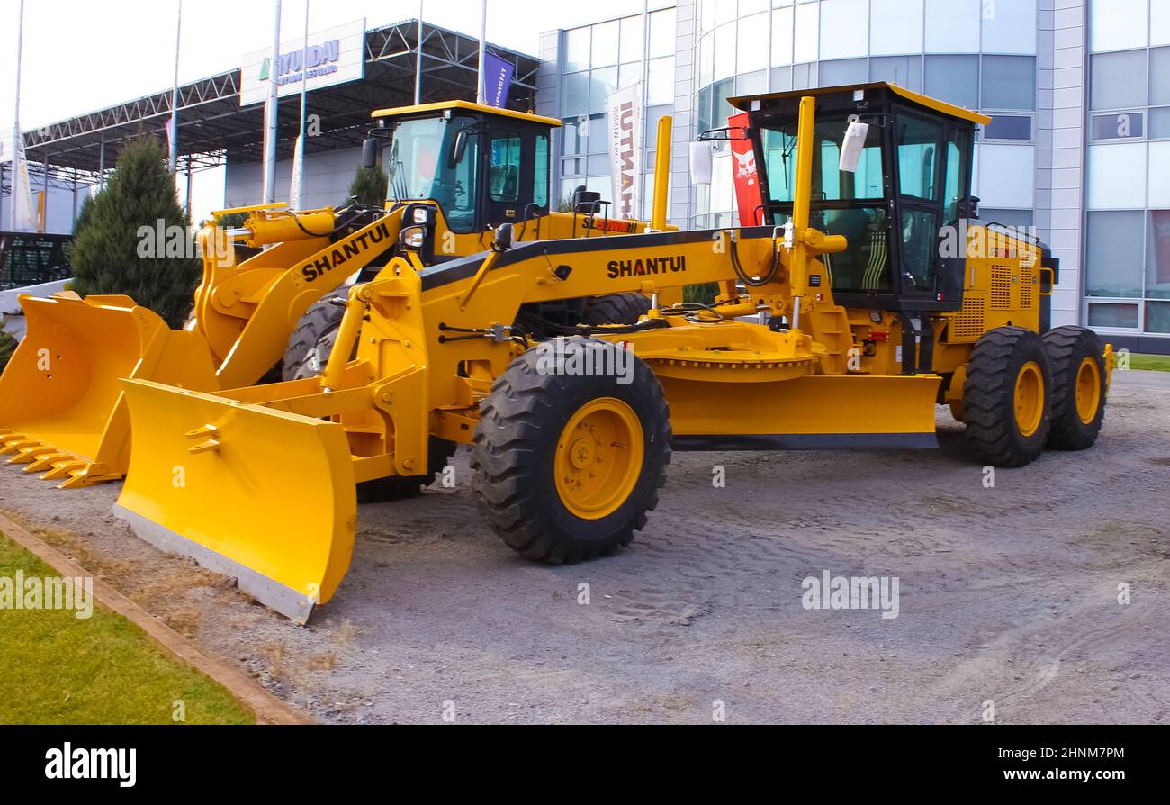 Shantui hi-res stock photography and images - Alamy