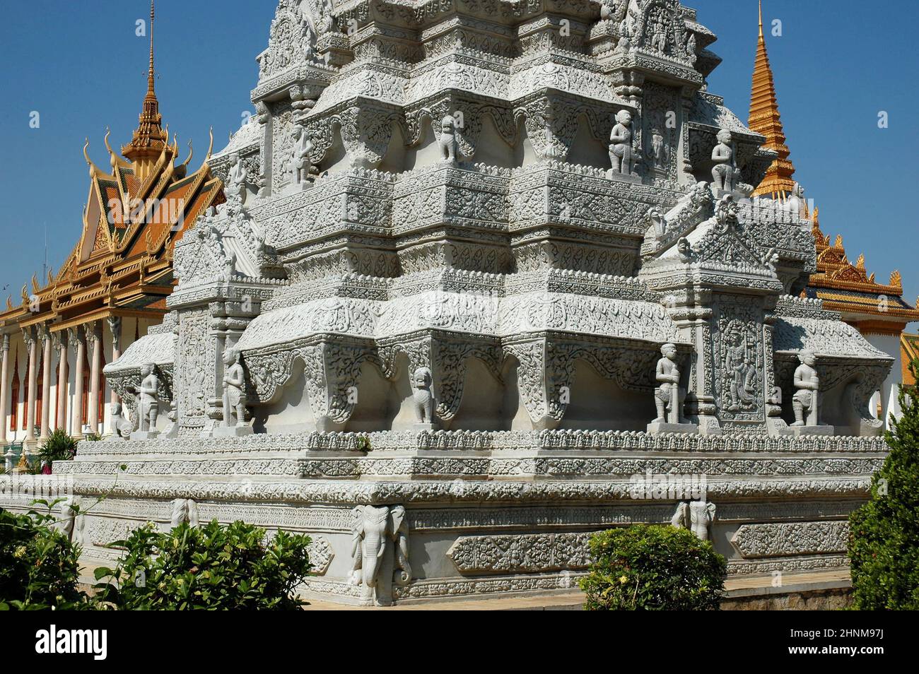 Stupa of King Norodom Suramar and Silver pagoda, Royal Palace, Phnom ...