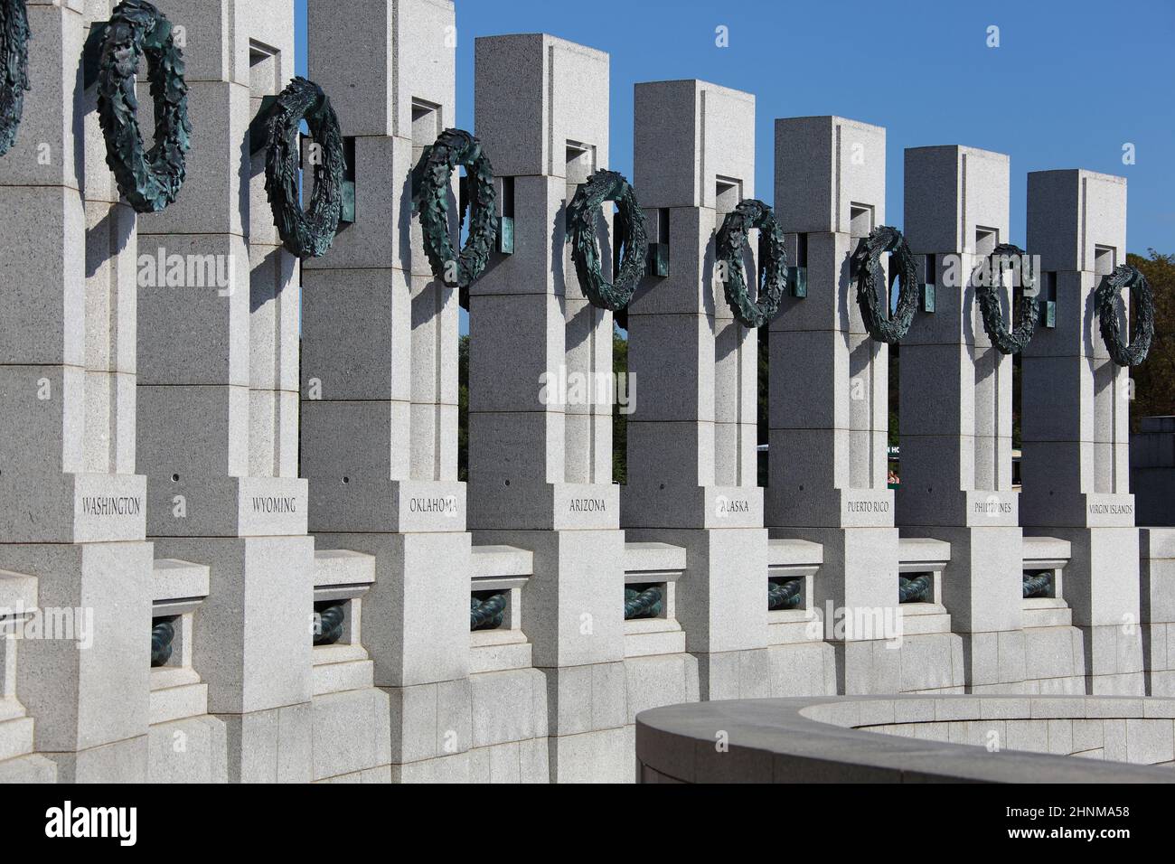 Washington DC World War Two memorial showing states Stock Photo - Alamy