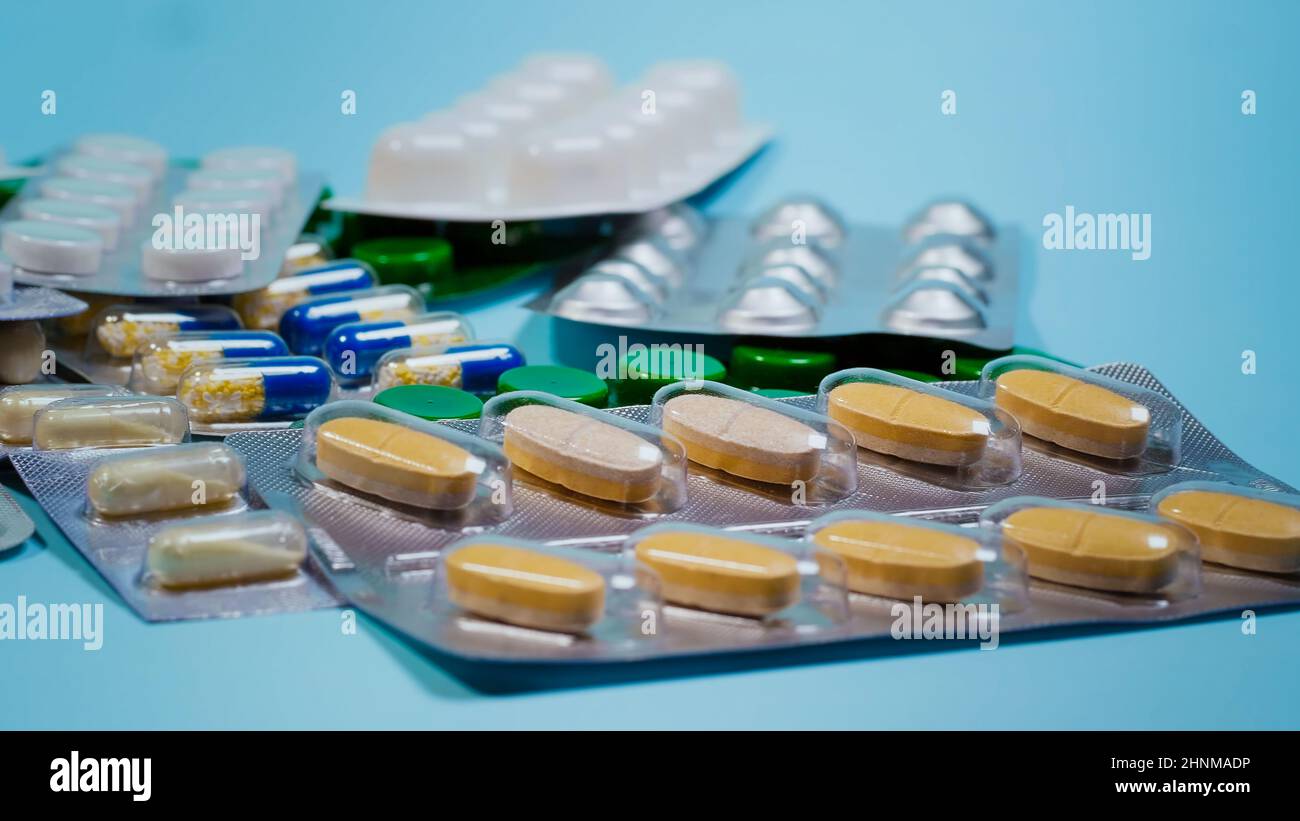Pharmaceutical blister packs hi-res stock photography and images - Alamy