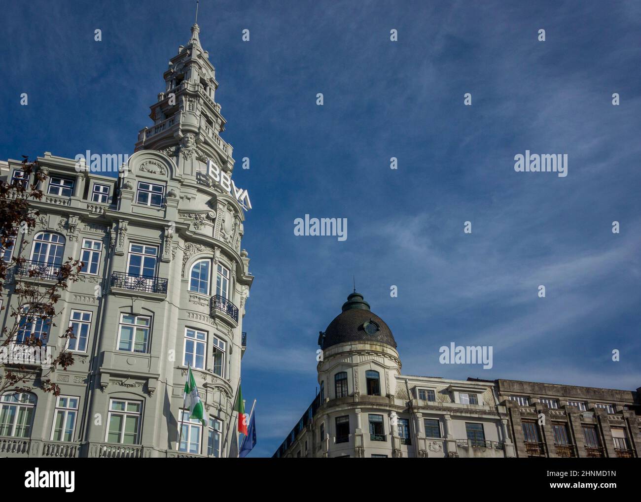 Ornate architecture hi-res stock photography and images - Alamy