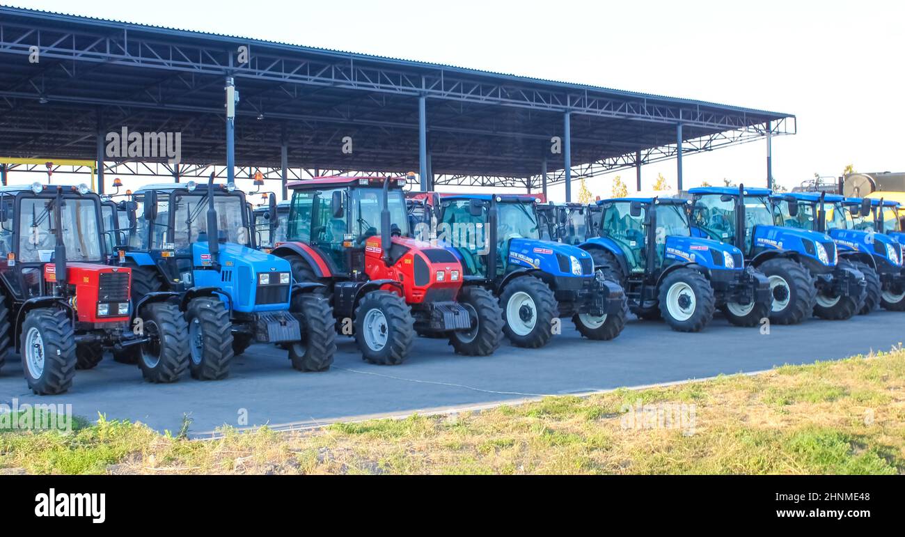 Ukraine agriculture tractor hi-res stock photography and images - Alamy