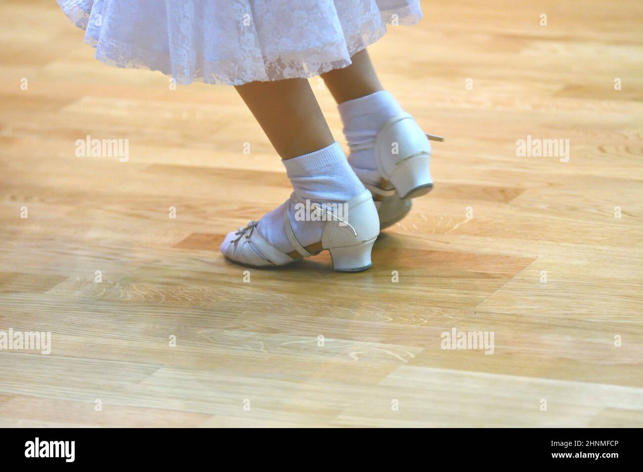 Feet girl hi-res stock photography and images - Alamy