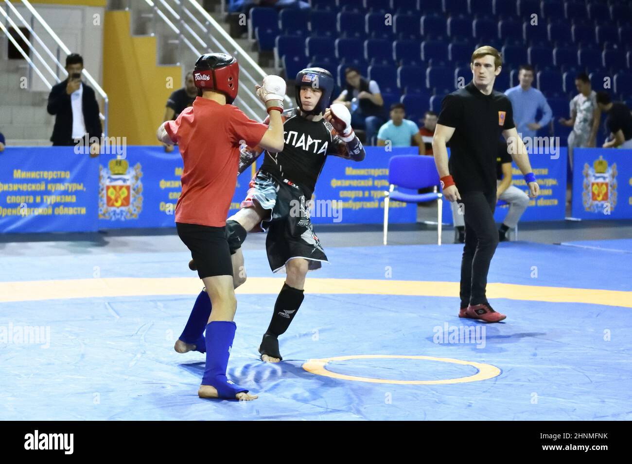 Boys wrestling russia hi-res stock photography and images - Alamy