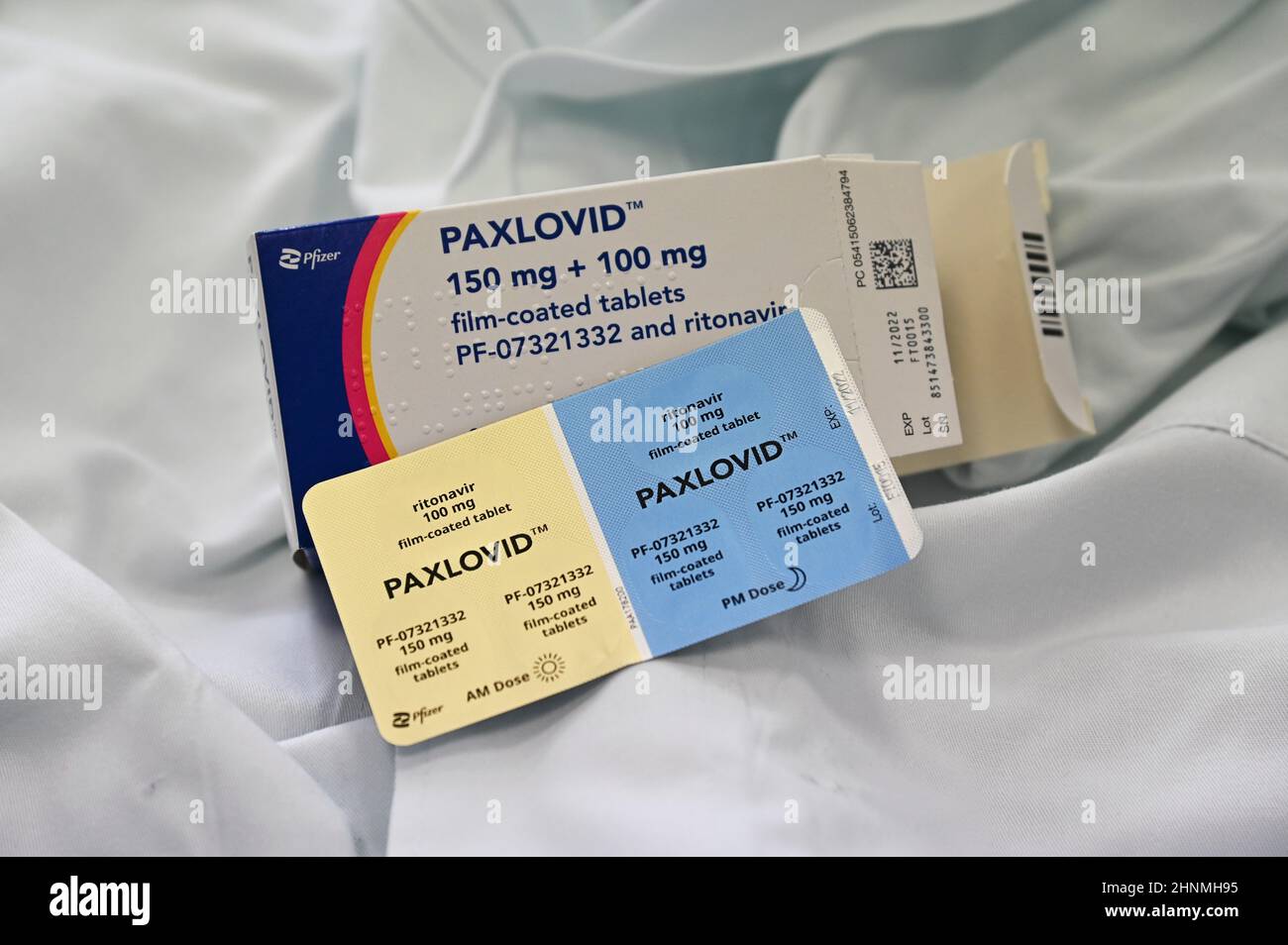 Busto Arsizio, Italy. 17th Feb, 2022. Busto A, Italy Paxlovid is the ...