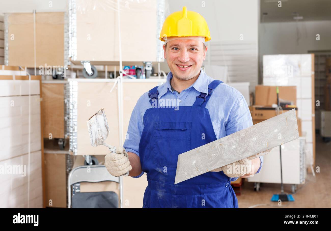 Construction worker ready for works Stock Photo - Alamy