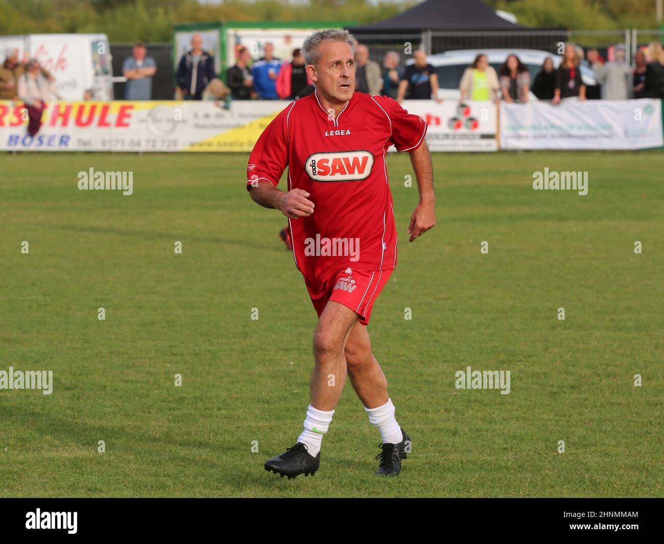 deutscher Fußballer Pierre Litti Littbarski Stock Photo - Alamy