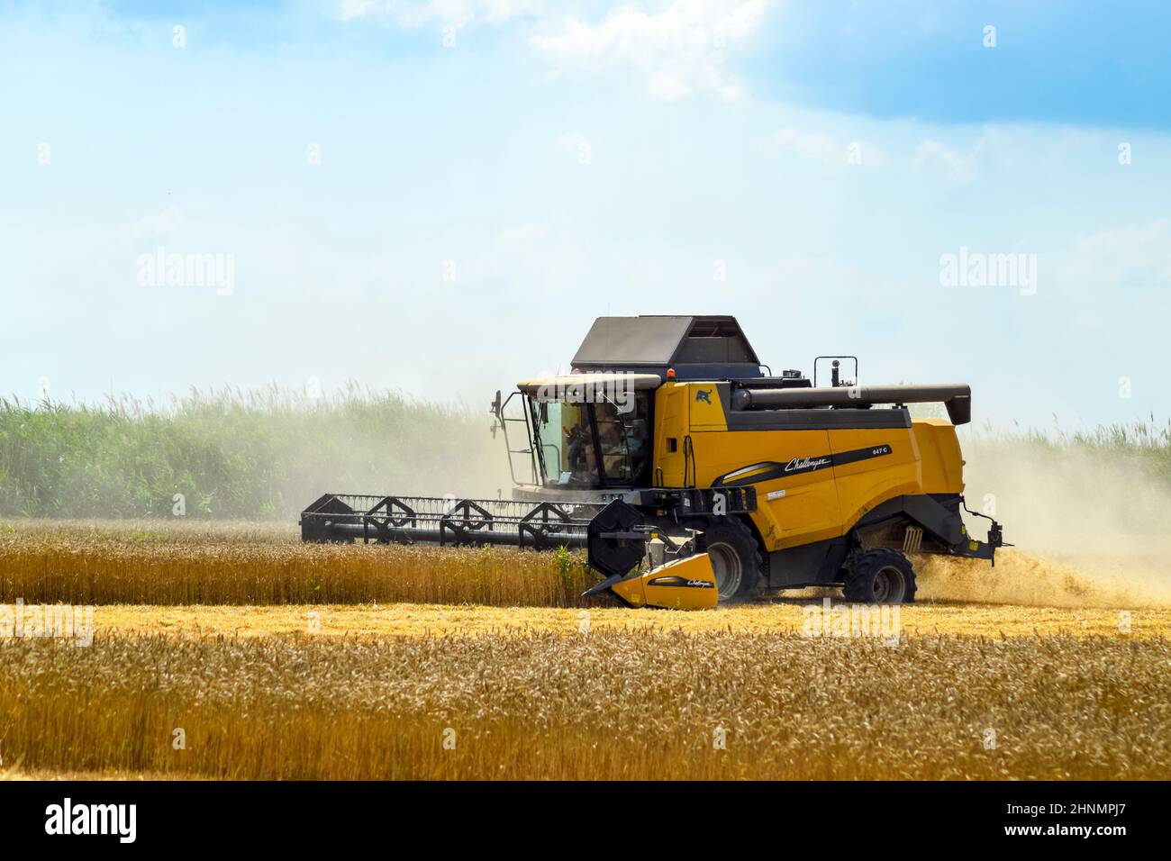 Combine harvesters. Agricultural machinery Stock Photo - Alamy