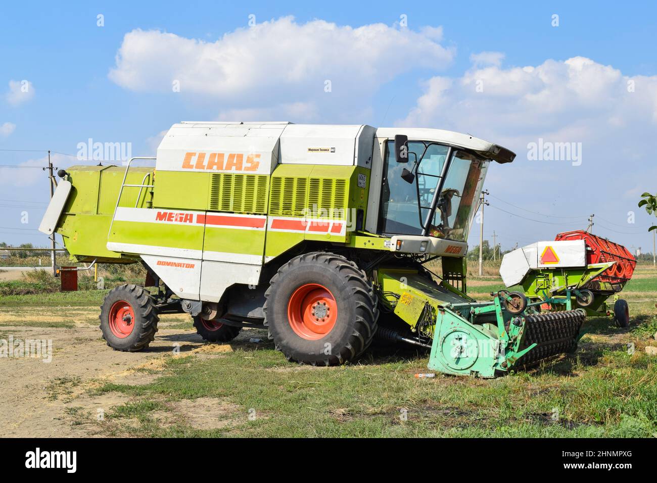 Combine harvesters. Agricultural machinery Stock Photo - Alamy