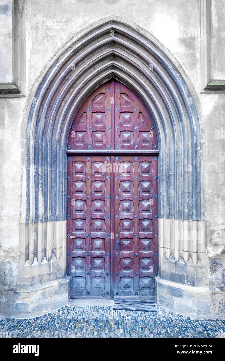 Gothic door hi-res stock photography and images - Alamy