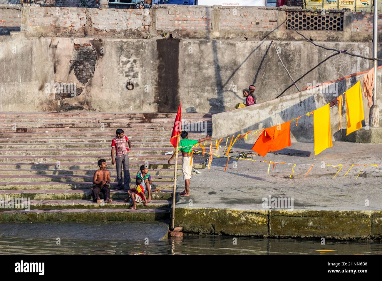 Ganges river india bath hi-res stock photography and images - Alamy