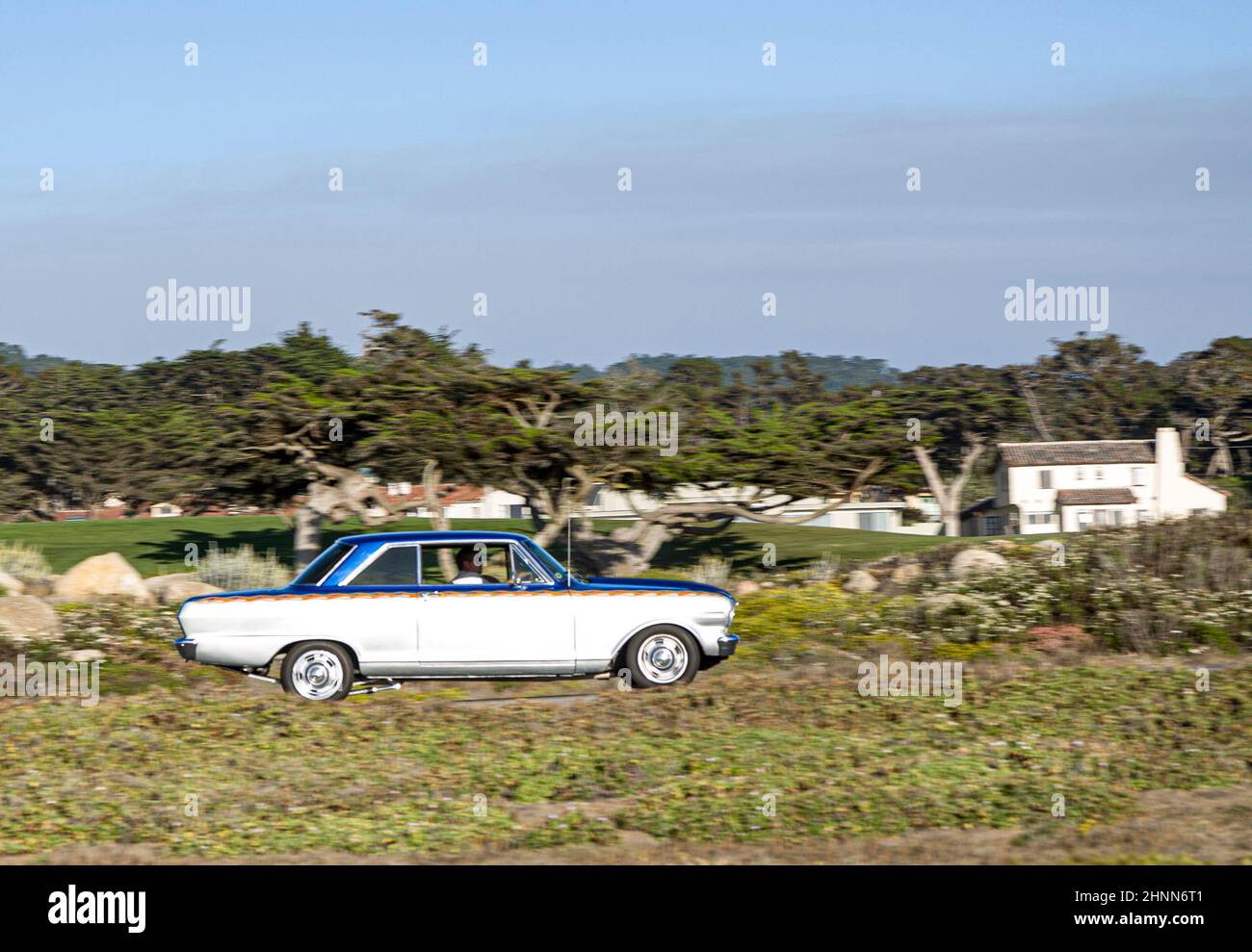 Car cruises hi-res stock photography and images - Alamy