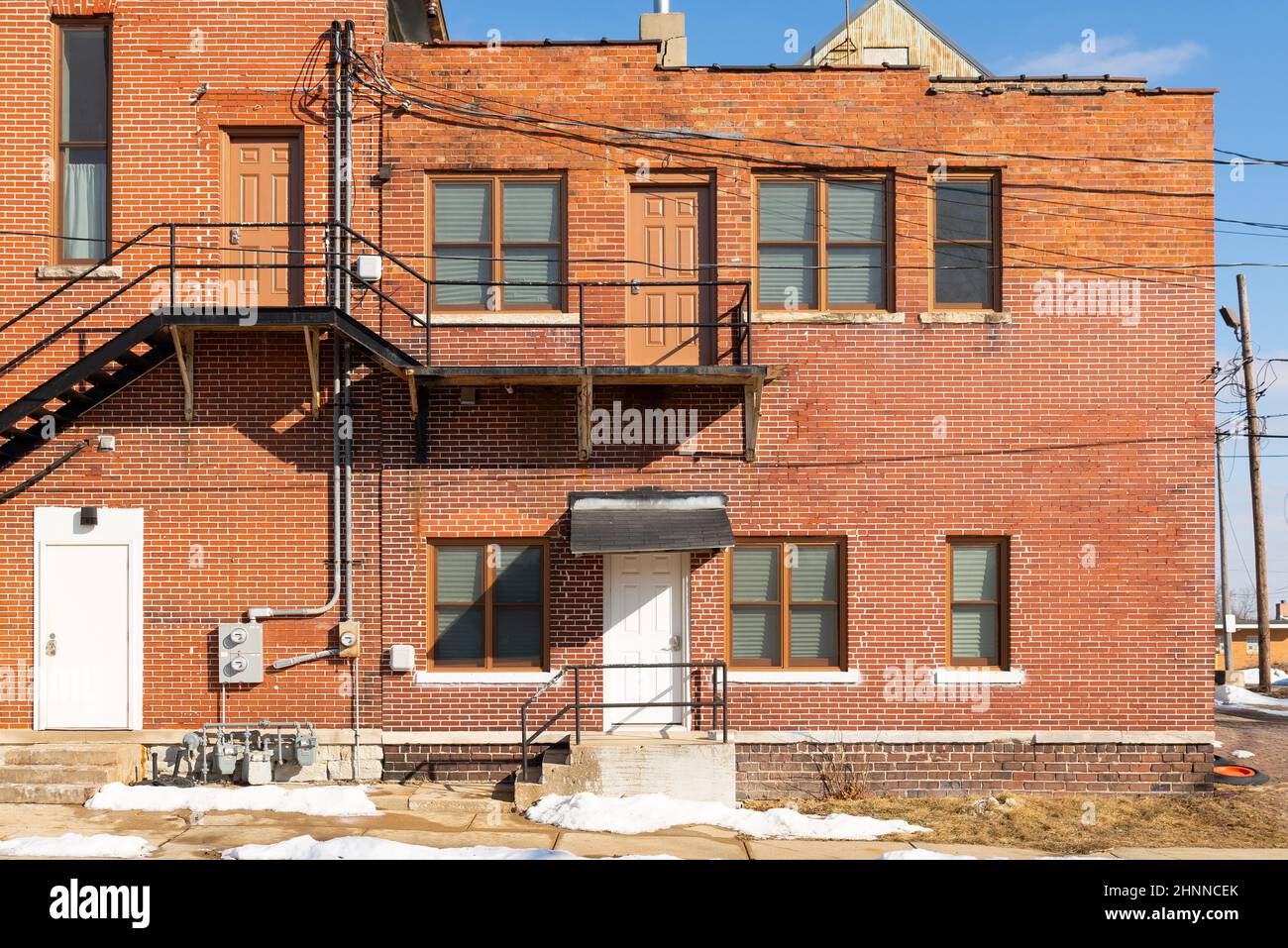 Brick building in Midwest town Stock Photo - Alamy