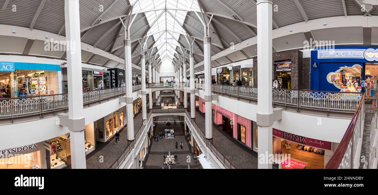 Shopping mall usa hi-res stock photography and images - Alamy