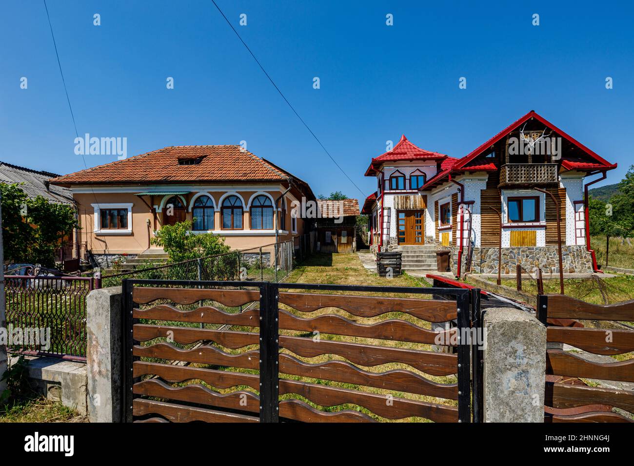 Romania houses hi-res stock photography and images - Alamy