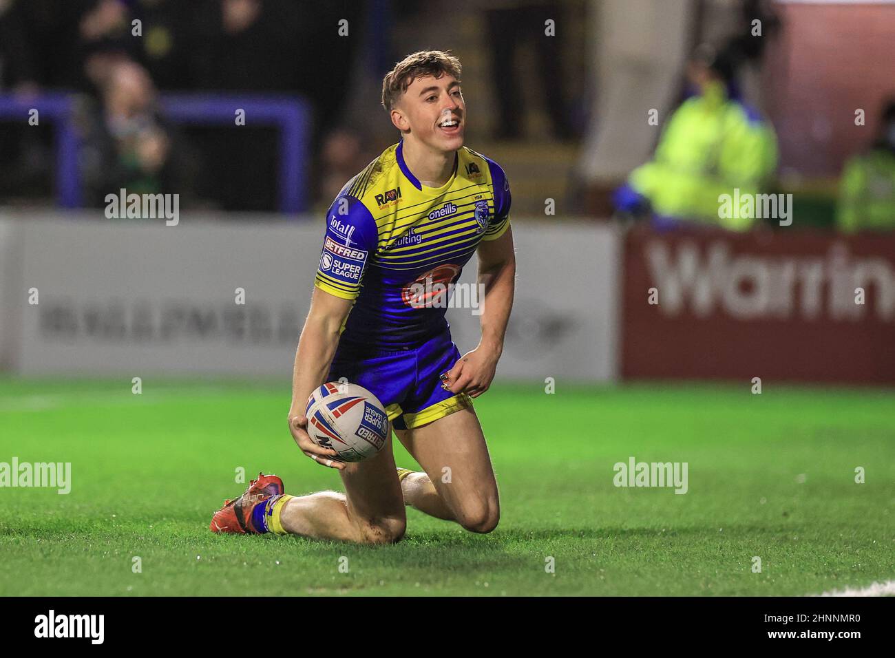 Matty Ashton #5 of Warrington Wolves celebrates his try Stock Photo - Alamy