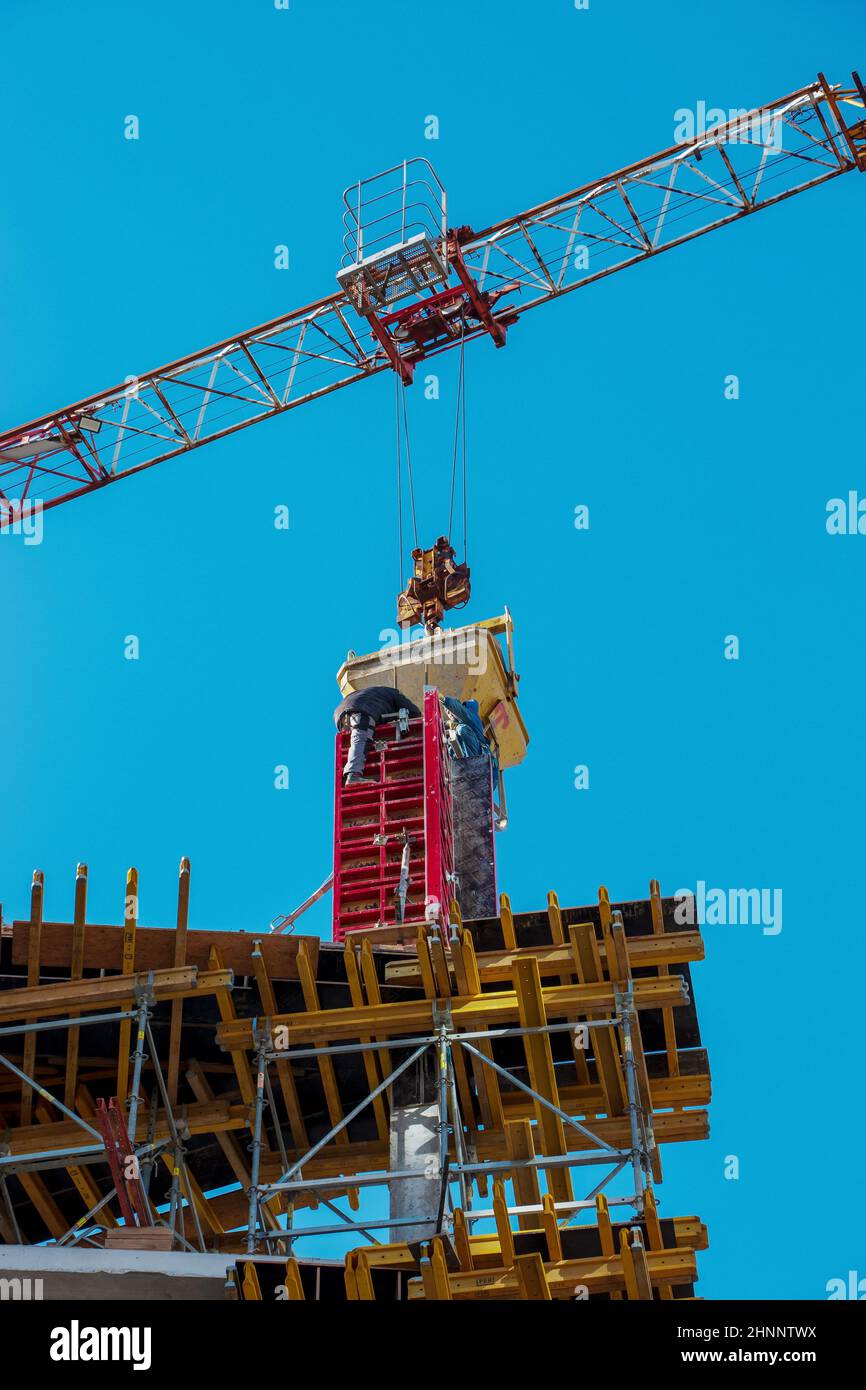 Construction formwork, reinforcement for the construction of buildings ...