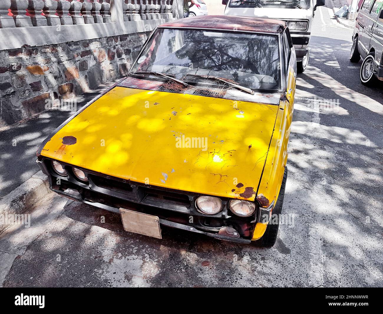 Old dirty car hi-res stock photography and images - Alamy