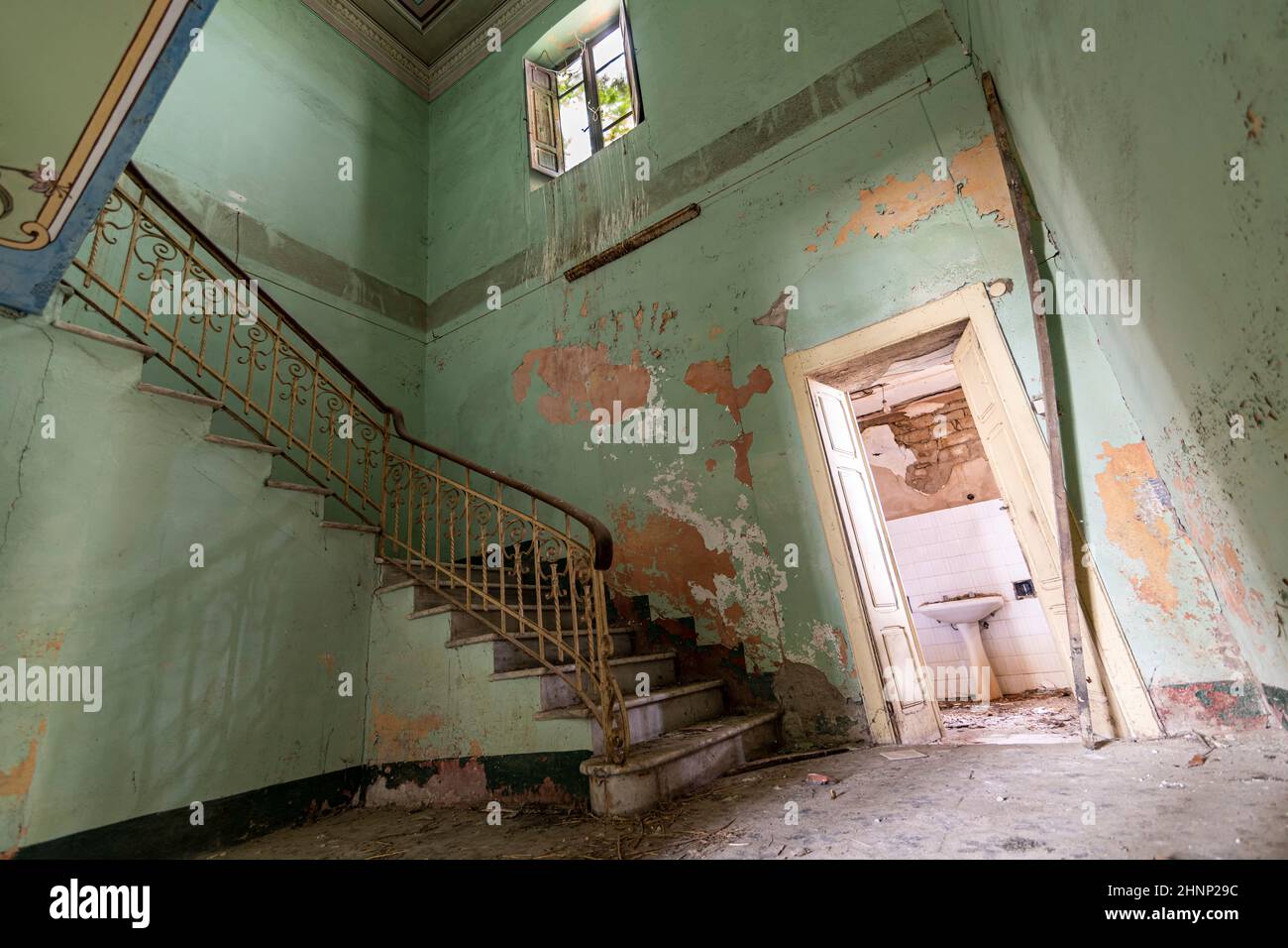 House interior antique hi-res stock photography and images - Alamy