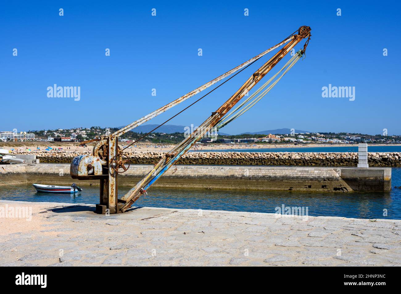 Hafenkran i hi-res stock photography and images - Alamy