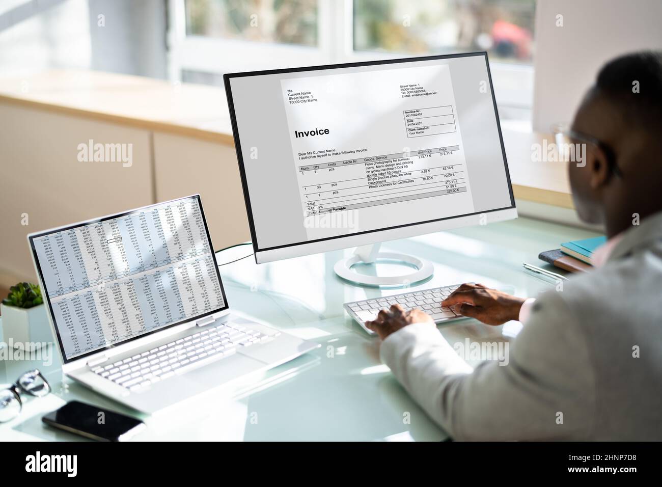 E Invoice Tax Software On Male Accountant Computer Stock Photo - Alamy