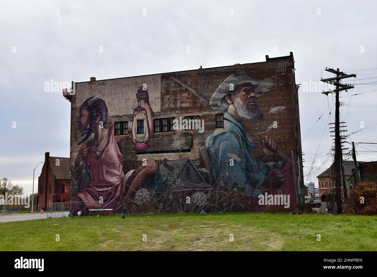 The 2017 mural Guardians of the Neighbourhood mural by Pat Perry on ...