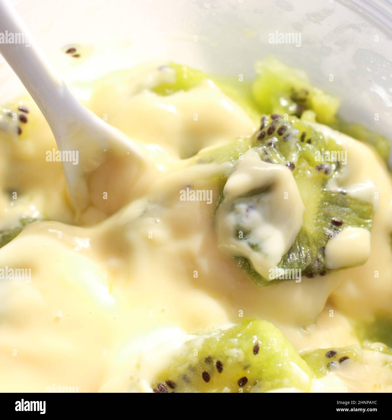 Kiwi flavours hi-res stock photography and images - Alamy
