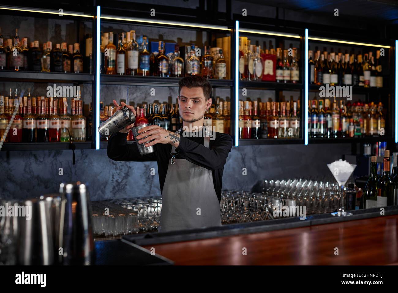 Bartender shaker making alcohol cocktail hi-res stock photography and ...