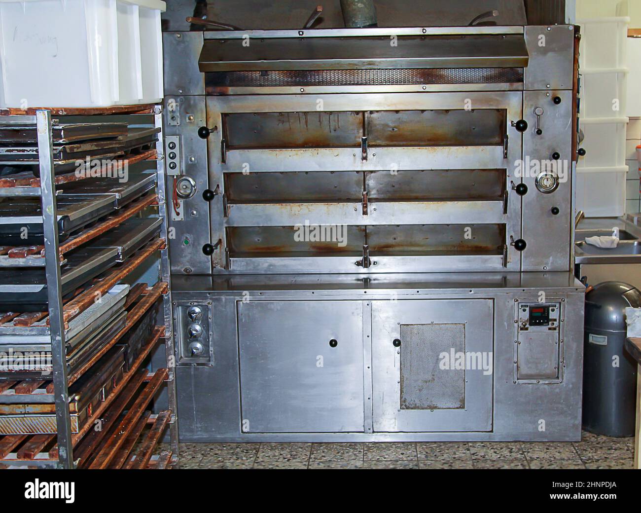 Industrial oven hi-res stock photography and images - Alamy