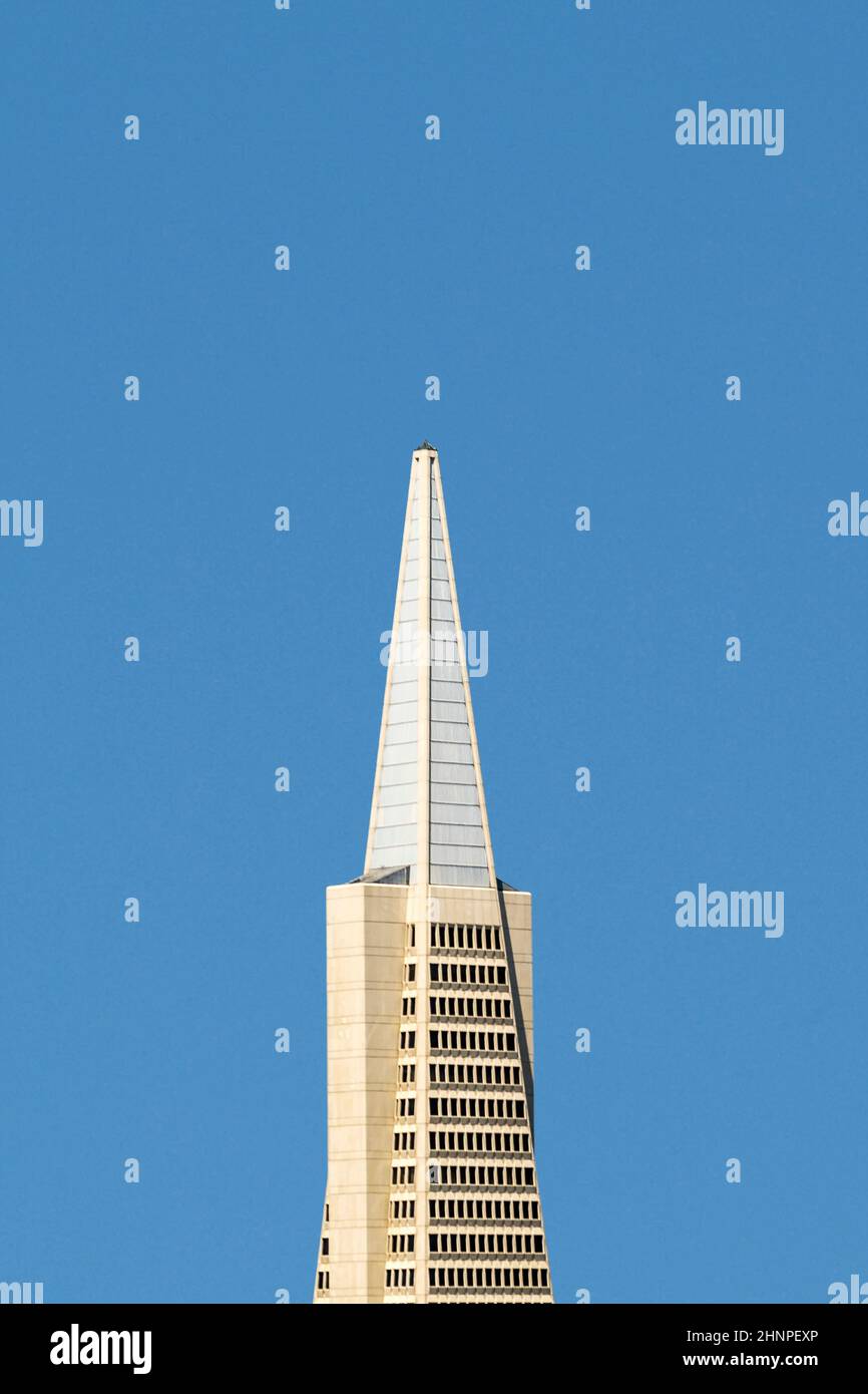 Transamerica pyramid top hi-res stock photography and images - Alamy