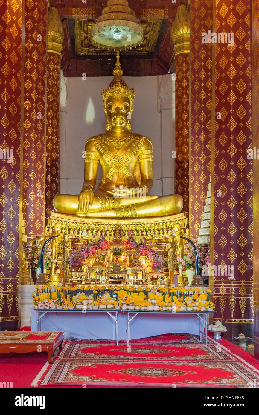 Gold buddha monastery hi-res stock photography and images - Alamy