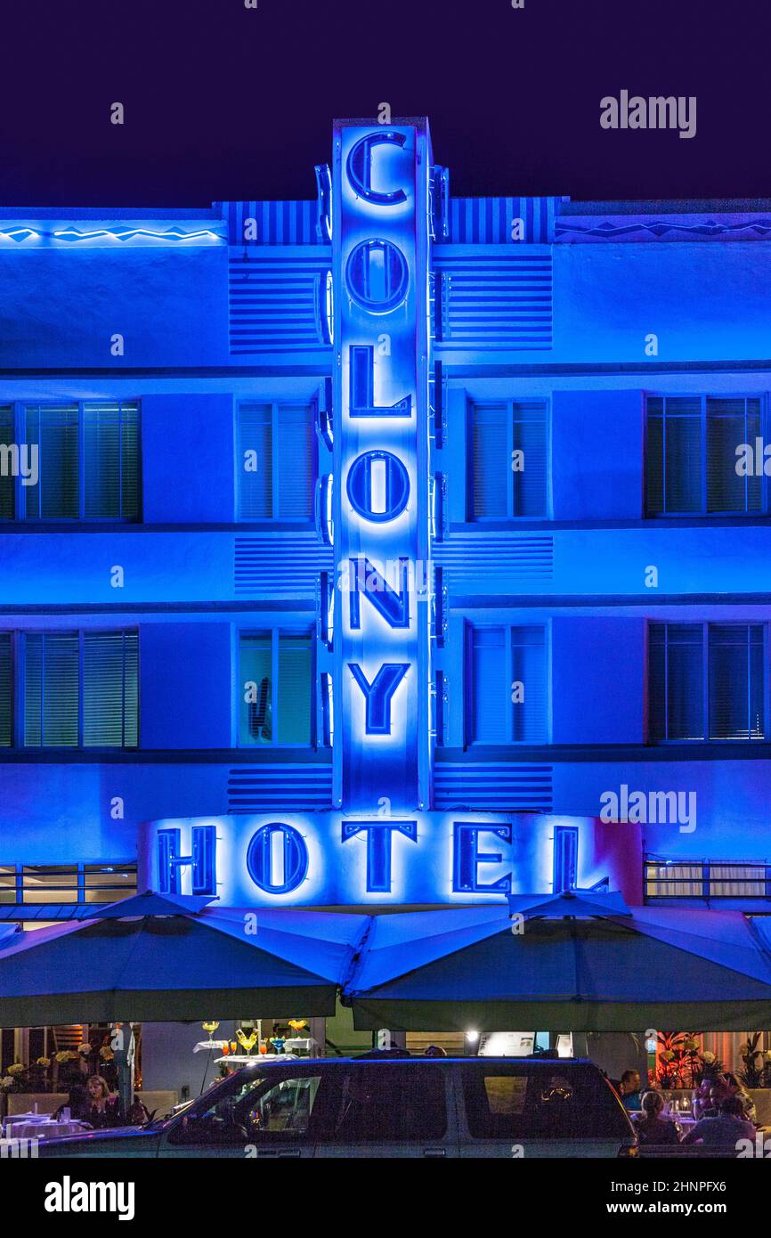 colony hotel at ocean drive by night Stock Photo - Alamy