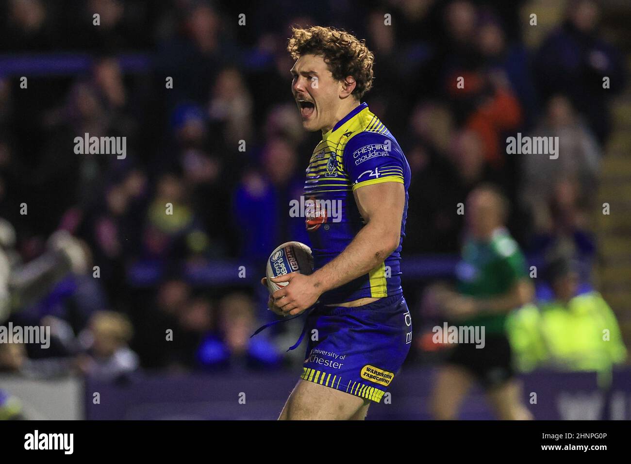 Rob Mulhern #19 of Warrington Wolves celebrates his try Stock Photo - Alamy