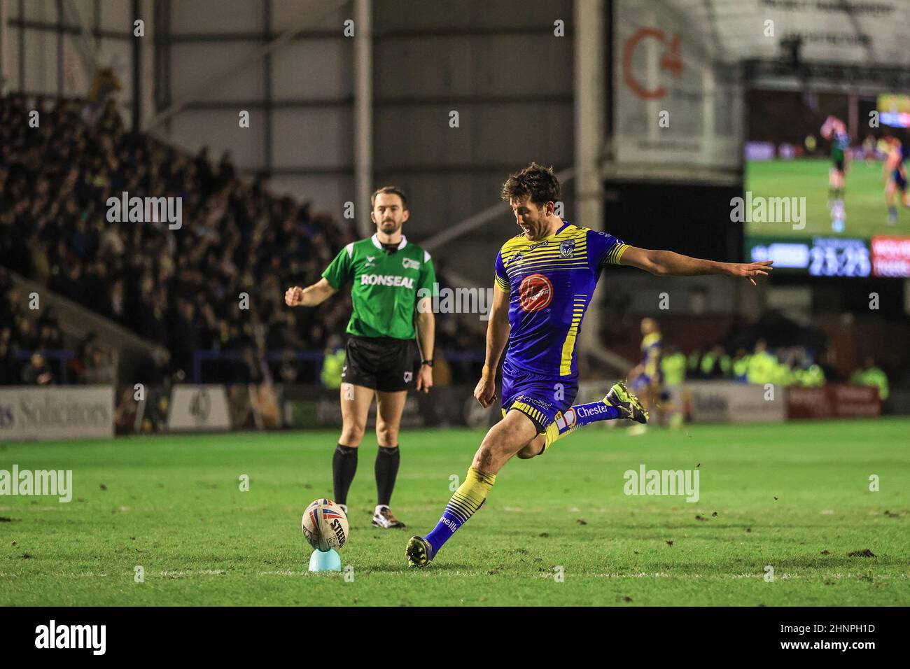 Warrington wolves stefan ratchford scores hi-res stock photography and ...
