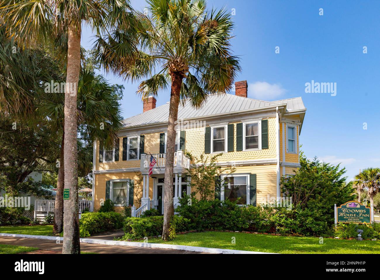Victorian style hotel hi-res stock photography and images - Alamy