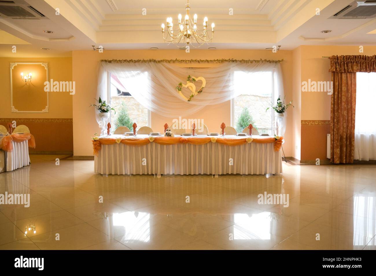 Restaurant interior set before wedding reception Stock Photo - Alamy