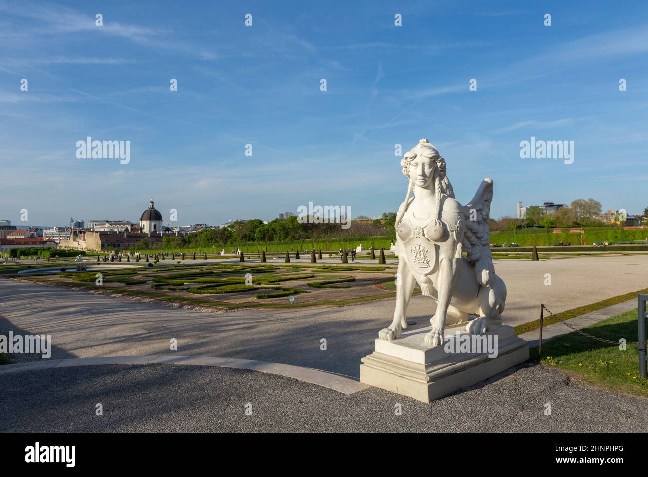 Vienna summer palace hi-res stock photography and images - Alamy