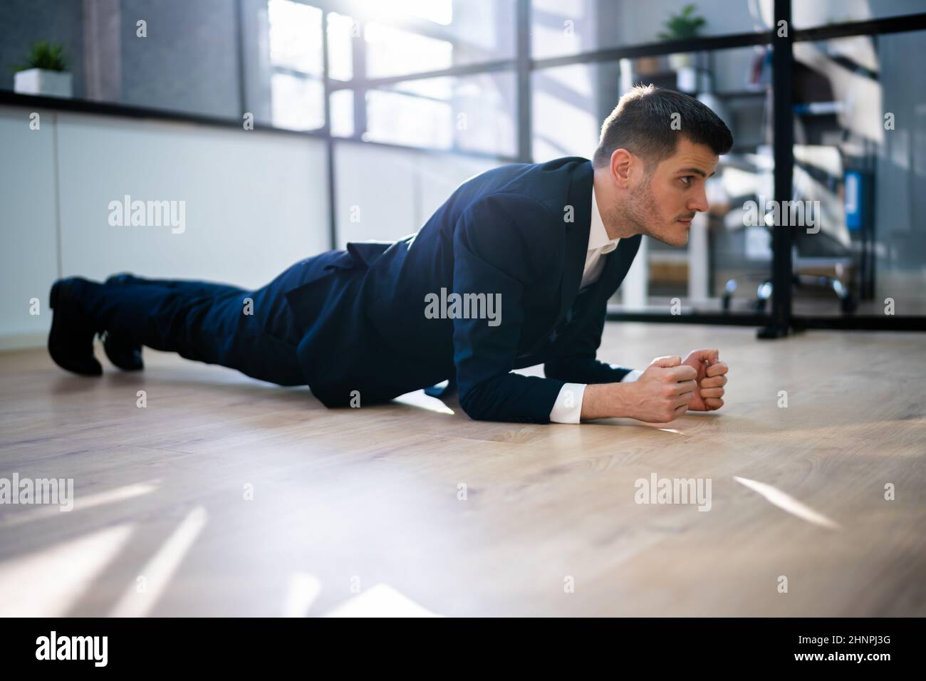 Side plank man exercise hi-res stock photography and images - Alamy