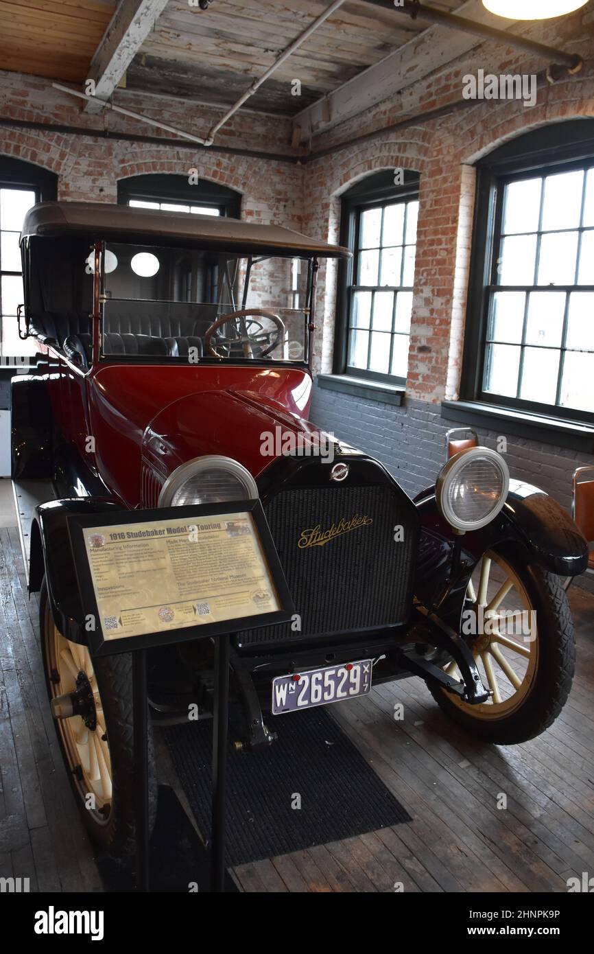 The 1904 Ford Piquette Avenue Plant in the Milwaukee Junction area of ...